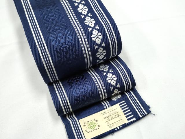 ■■■　サイズ　■■■ 長さ 412cm 幅 10cm程 ■■■　商品詳細　■■■ 【正絹】 状態は締めてはおりますが 特に目立ったシミ汚れなどもなく大変良い状態です。 本場筑前博多織は、福岡県福岡市博多区やその周辺で生産される絹織物です。...