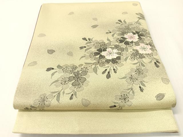 ■■■　サイズ　■■■ 長さ 456cm 幅 31cm程 ■■■　商品詳細　■■■ 【正絹】 状態は締めてはおりますが 特に目立ったシミ汚れなどもなく大変良い状態です。 大変上質な逸品になります。 お安く出品致しますので、是非この機会にいか...