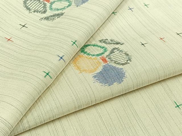 ■■■　サイズ　■■■ 身丈 168cm（肩から） 裄丈 65cm 袖丈 49cm　縫込み 3cm 袖幅 32cm 前幅 28cm 後幅 32cm 着物縫いこみ 内揚げ 3cm 裄 お袖側 約3cm　身頃側 約1.5cm ■■■　商品詳細　...