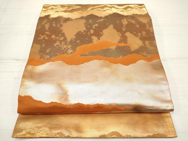 ■■■　サイズ　■■■ 長さ 422cm 幅 30.5cm程 ■■■　商品詳細　■■■ 【正絹・芯なし】 詳細に関しましては、画像をご確認ください。 西陣の老舗服部織物は創業1788年から脈々と その卓越した技術力と創作性で親しまれてきまし...