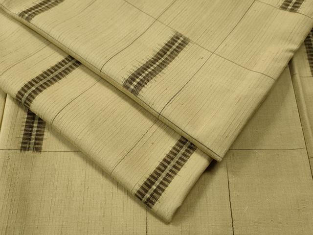 ■■■　サイズ　■■■ 身丈 162cm（肩から） 裄丈 66cm 袖丈 49cm　縫込み 4cm 袖幅 34cm 前幅 23.5cm 後幅 29cm 着物縫いこみ 内揚げ 6cm 裄 お袖側 約5cm　身頃側 約2cm ■■■　商品詳細　...