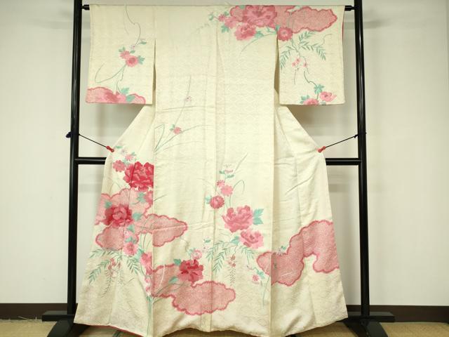 ■■■　サイズ　■■■ 身丈 161cm（肩から） 裄丈 62.5cm 袖丈 51cm　縫込み 11cm 袖幅 32cm 前幅 24cm 後幅 29.5cm 着物縫いこみ 内揚げ 2.5cm 裄 お袖側 約4.5cm　身頃側 約4.5cm ...
