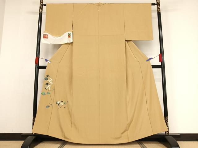 ■■■　サイズ　■■■ 身丈 159cm（肩から） 裄丈 63cm 袖丈 49cm　縫込み 2cm 袖幅 32.5cm 前幅 26.5cm 後幅 30cm 着物縫いこみ 内揚げ 9cm 裄 お袖側 約2cm　身頃側 約4cm ■■■　商品詳...