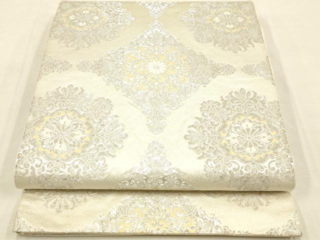 ■■■　サイズ　■■■ 長さ 418cm 幅 31.5cm程 ■■■　商品詳細　■■■ 【正絹】 状態は接写画像のように たれ先・前柄・柄止まり・裏地に薄い汚れがございますが その他特に目立ったシミ汚れなどもなく大変良い状態です。 大変上質...