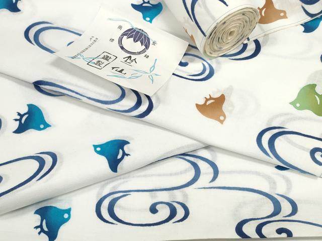 ■■■　サイズ　■■■ 長さ　　着尺分あり 幅　　　約37.5cm ■■■　商品詳細　■■■ 【綿・未使用】 状態は接写画像のように表地所々に薄いシミ汚れ、耳部分にヤケがございます。 竺仙とは『美しいキモノ』や『きものサロン』などで、 高級...