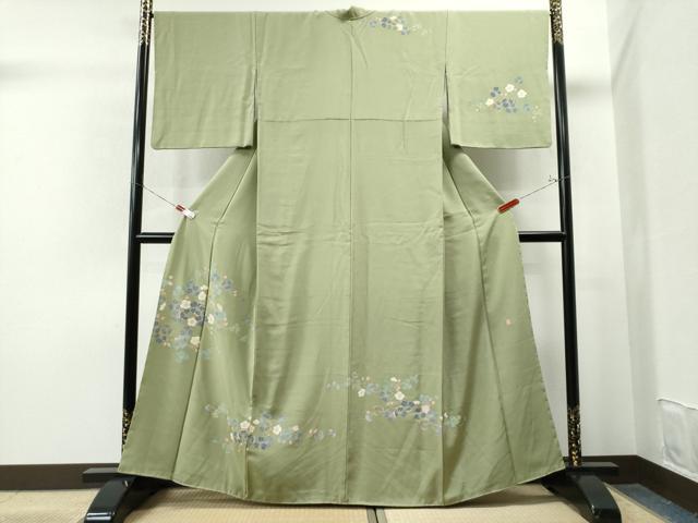 ■■■　サイズ　■■■ 身丈 163cm（肩から） 裄丈 68cm 袖丈 49cm　縫込み 6cm 袖幅 35cm 前幅 25cm 後幅 31cm 着物縫いこみ 内揚げ 5cm 裄 お袖側 約2cm　身頃側 約2cm ■■■　商品詳細　■■...