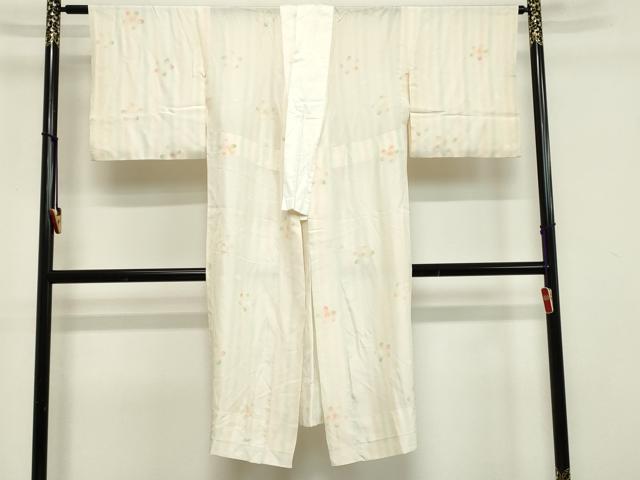 ■■■　サイズ　■■■ 身丈 124cm（肩から） 裄丈 65cm 袖丈 45cm　縫込み 2cm 袖幅 33cm 前幅 28cm 後幅 32cm 着物縫いこみ 内揚げ 6cm 裄 お袖側 約3.5cm　身頃側 約2cm ■■■　商品詳細　...