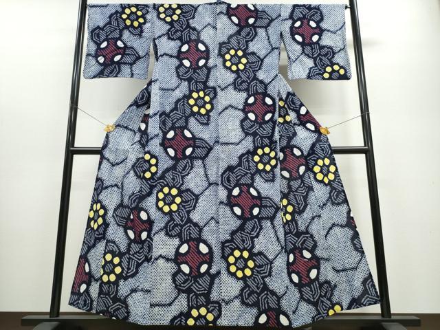 ■■■　サイズ　■■■ 身丈 154cm（肩から） 裄丈 68.5cm 袖丈 42cm　縫込み 3cm 袖幅 34.5cm 前幅 25cm 後幅 31.5cm 着物縫いこみ 内揚げ 0cm 裄 お袖側 約1cm　身頃側 約0cm ■■■　商...