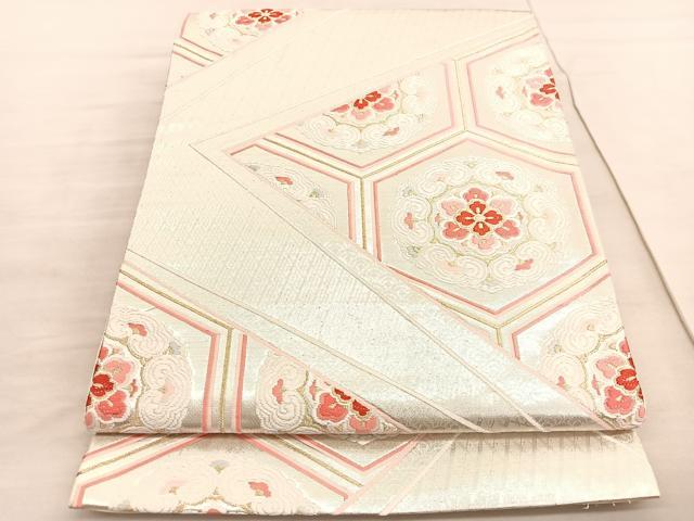 ■■■　サイズ　■■■ 長さ 432cm 幅 30.5cm程 ■■■　商品詳細　■■■ 【正絹】 詳細に関しましては、画像をご確認ください。 大変上質な逸品になります。 お安く出品致しますので、是非この機会にいかがでしょうか？ ※汚れ等に関...