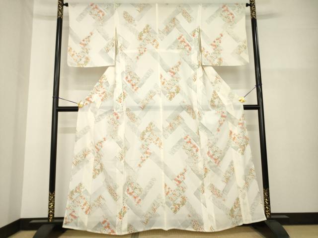 ■■■　サイズ　■■■ 身丈 160.5cm（肩から） 裄丈 63.5cm 袖丈 49cm　縫込み 3cm 袖幅 33cm 前幅 23cm 後幅 29cm 着物縫いこみ 内揚げ 0cm 裄 お袖側 約1cm　身頃側 約1cm ■■■　商品詳...