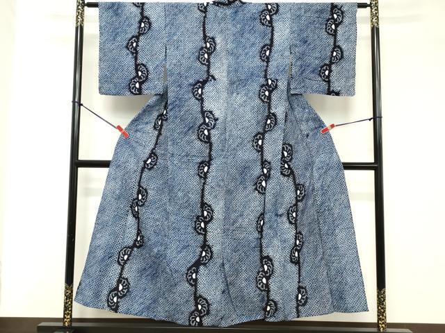 ■■■　サイズ　■■■ 身丈 151cm（肩から） 裄丈 62cm 袖丈 46cm　縫込み 2cm 袖幅 32cm 前幅 25cm 後幅 31cm 着物縫いこみ 内揚げ 0cm 裄 お袖側 約1cm　身頃側 約2cm ■■■　商品詳細　■■...