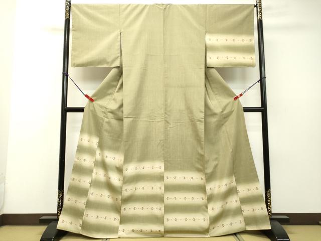 ■■■　サイズ　■■■ 身丈 165cm（肩から） 裄丈 67cm 袖丈 48cm　縫込み 3cm 袖幅 35cm 前幅 25cm 後幅 29.5cm 着物縫いこみ 内揚げ 2cm 裄 お袖側 約1.5cm　身頃側 約1cm ■■■　商品詳...