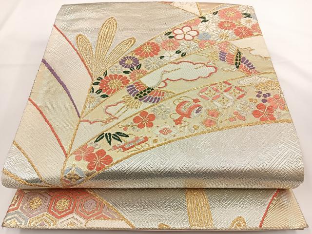 ■■■　サイズ　■■■ 長さ 440cm 幅 31cm程 ■■■　商品詳細　■■■ 【正絹】 詳細に関しましては、画像をご確認ください。 大変上質な逸品になります。 お安く出品致しますので、是非この機会にいかがでしょうか？ ※汚れ等に関しま...