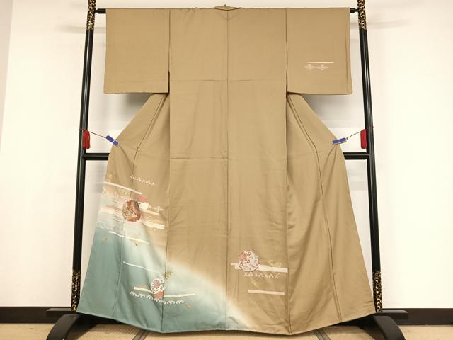 ■■■　サイズ　■■■ 身丈 161cm（肩から） 裄丈 63cm 袖丈 48cm　縫込み 2cm 袖幅 33cm 前幅 24cm 後幅 29.5cm 着物縫いこみ 内揚げ 4cm 裄 お袖側 約3cm　身頃側 約4cm ■■■　商品詳細　...