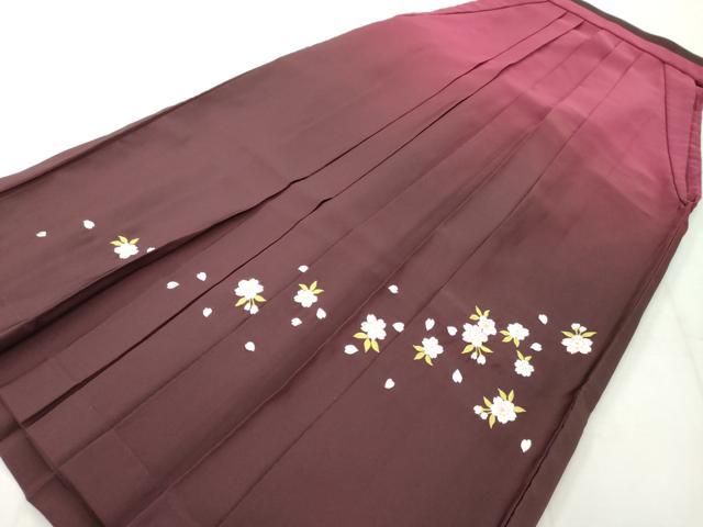 ■■■　サイズ　■■■ 紐下丈　約98cm ■■■　商品詳細　■■■ 【化繊】 状態は特に目立ったシミ汚れなどもなく大変良い状態です。 お安く出品致しますので、是非この機会にいかがでしょうか？ ■■■　注意事項　■■■ ■モニター発色の具合...