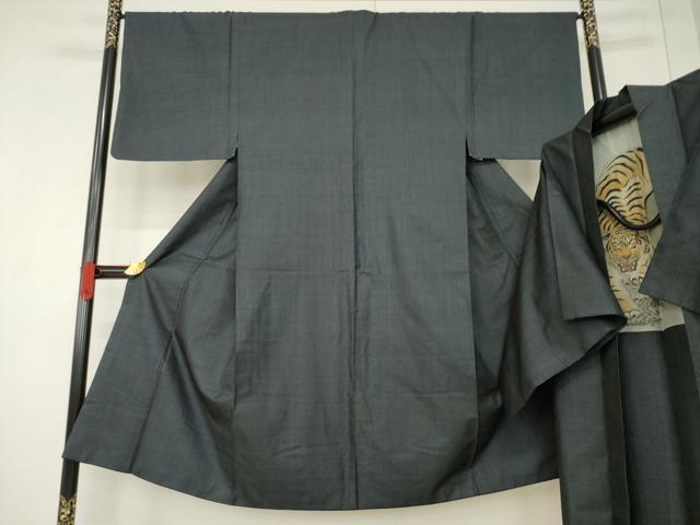 ■■■　サイズ　■■■ 【着物】 身丈 137cm（肩から） 裄丈 67cm 袖丈 48cm　縫込み 4cm 袖幅 33cm 前幅 25cm 後幅 30cm 着物縫いこみ 内揚げ 7cm 裄 お袖側 約1.5cm　身頃側 約1.5cm 【羽...