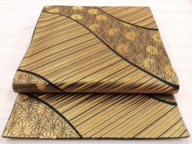 ■■■　サイズ　■■■ 長さ 428cm 幅 30.5cm程 ■■■　商品詳細　■■■ 【正絹】 詳細に関しましては、画像をご確認ください。 大変上質な逸品になります。 お安く出品致しますので、是非この機会にいかがでしょうか？ ■■■　注意...