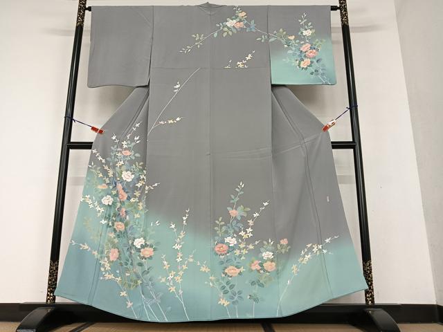 ■■■　サイズ　■■■ 身丈 157.5cm（肩から） 裄丈 63.5cm 袖丈 49cm　縫込み 6cm 袖幅 32.5cm 前幅 24.5cm 後幅 30.5cm 着物縫いこみ 内揚げ 4cm 裄 お袖側 約4.5cm　身頃側 約4.5...