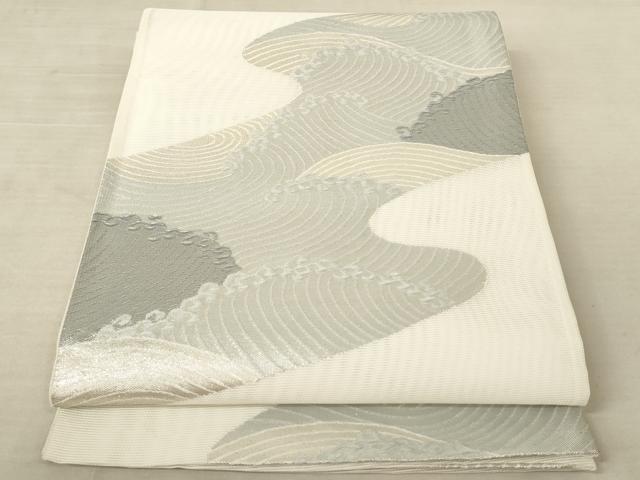 ■■■　サイズ　■■■ 長さ 426cm 幅 30.5cm程 ■■■　商品詳細　■■■ 【化繊・芯なし】 状態は接写画像のように 前柄に薄い汚れがございますが その他特に目立ったシミ汚れなどもなく大変良い状態です。 お安く出品致しますので、...