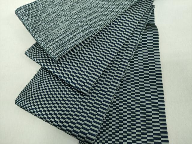 ■■■　サイズ　■■■ 長さ 414cm 幅 9.5cm程 ■■■　商品詳細　■■■ 【正絹・未使用】 状態は一度も締めておらず 特に目立ったシミ汚れなどもなく大変良い状態です。 本場筑前博多織は、 福岡県福岡市博多区やその周辺で生産される...