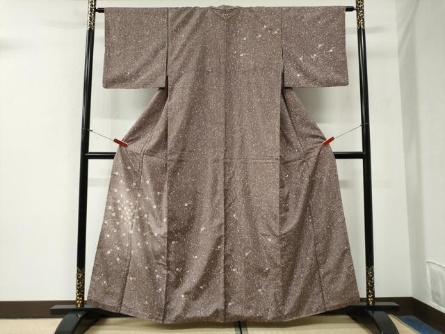 ■■■　サイズ　■■■ 身丈 160cm（肩から） 裄丈 63cm 袖丈 44.5cm　縫込み 4cm 袖幅 32.5cm 前幅 23cm 後幅 29cm 着物縫いこみ 内揚げ 0cm 裄 お袖側 約2cm　身頃側 約4cm ■■■　商品詳...