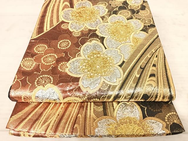 ■■■　サイズ　■■■ 長さ 432cm 幅 31cm程 ■■■　商品詳細　■■■ 【正絹・芯なし】 詳細に関しましては、画像をご確認ください。 大変上質な逸品になります。 お安く出品致しますので、是非この機会にいかがでしょうか？ ■■■　...