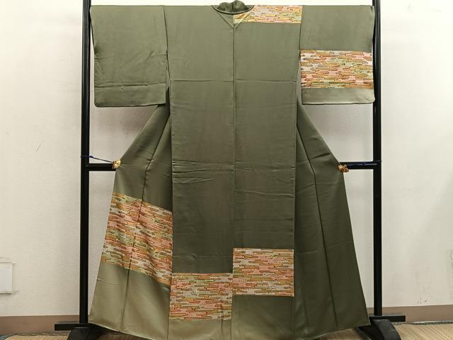 ■■■　サイズ　■■■ 身丈 161cm（肩から） 裄丈 68.5cm 袖丈 48.5cm　縫込み 2.5cm 袖幅 35cm 前幅 23.5cm 後幅 29.5cm 着物縫いこみ 内揚げ 0cm 裄 お袖側 約1.5cm　身頃側 約1.5...
