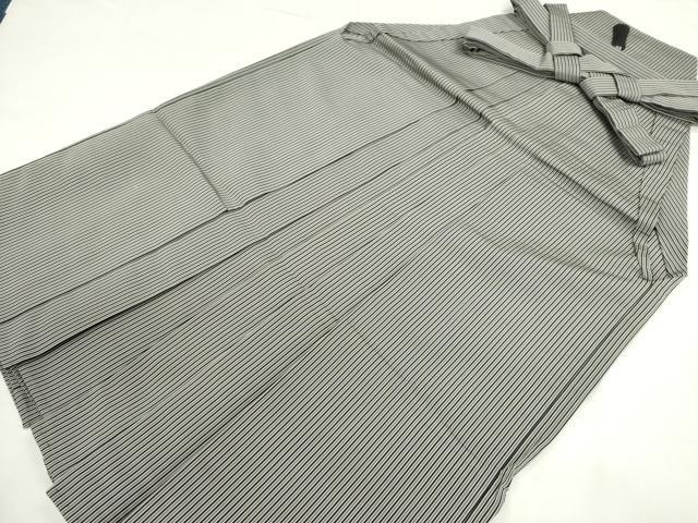 ■■■　サイズ　■■■ 紐下丈　約86cm ■■■　商品詳細　■■■ 【正絹】 状態は接写画像のように腰板・前紐に汚れがございますが その他特に目立ったシミ汚れなどもなく大変良い状態です。 大変上質な逸品になります。 お安く出品致しますので...