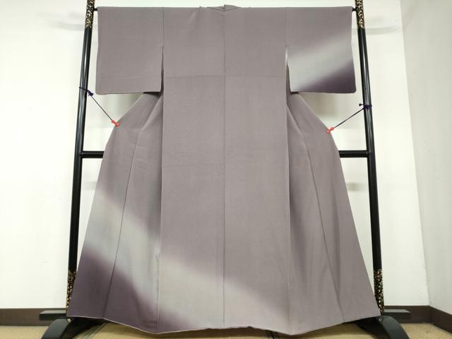 ■■■　サイズ　■■■ 身丈 158.5cm（肩から） 裄丈 66cm 袖丈 48.5cm　縫込み 3cm 袖幅 34cm 前幅 26cm 後幅 30cm 着物縫いこみ 内揚げ 6cm 裄 お袖側 約3cm　身頃側 約3cm ■■■　商品詳...