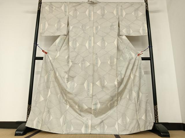 ■■■　サイズ　■■■ 身丈 167.5cm（肩から） 裄丈 67.5cm 袖丈 49.5cm　縫込み 5cm 袖幅 34.5cm 前幅 24cm 後幅 29cm 着物縫いこみ 内揚げ 0cm 裄 お袖側 約2.5cm　身頃側 約1.5cm...