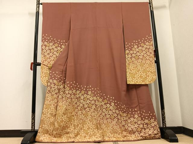 ■■■　サイズ　■■■ 身丈 164cm（肩から） 裄丈 64.5cm 袖丈 103cm　縫込み 8cm 袖幅 33cm 前幅 24cm 後幅 30cm 着物縫いこみ 内揚げ 3cm 裄 お袖側 約1cm　身頃側 約3cm ■■■　商品詳細...