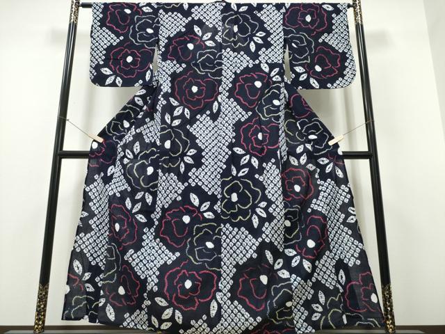 ■■■　サイズ　■■■ 身丈 155cm（肩から） 裄丈 65cm 袖丈 47cm　縫込み 4cm 袖幅 33.5cm 前幅 22cm 後幅 30cm 着物縫いこみ 内揚げ 0cm 裄 お袖側 約1cm　身頃側 約1cm ■■■　商品詳細　...