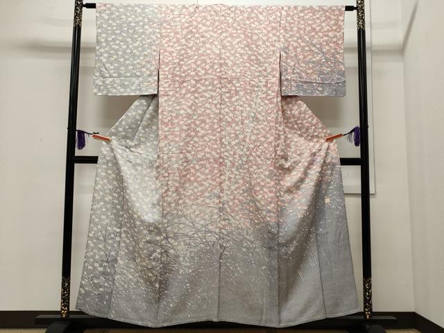 ■■■　サイズ　■■■ 身丈 156cm（肩から） 裄丈 62cm 袖丈 47.5cm　縫込み 5cm 袖幅 32cm 前幅 22.5cm 後幅 29cm 着物縫いこみ 内揚げ 4cm 裄 お袖側 約3.5cm　身頃側 約4cm ■■■　商...