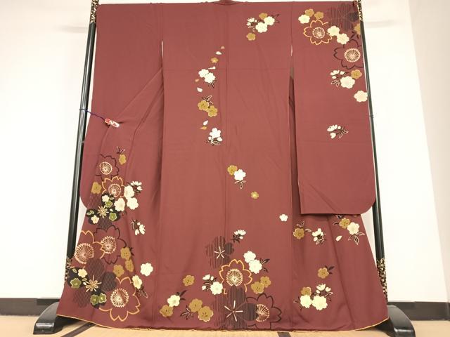 ■■■　サイズ　■■■ 身丈 168cm（肩から） 裄丈 70cm 袖丈 113cm　縫込み 5cm 袖幅 35cm 前幅 26.5cm 後幅 30.5cm 着物縫いこみ 内揚げ 3cm 裄 お袖側 約2cm　身頃側 約1cm ■■■　商品...