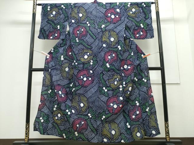 ■■■　サイズ　■■■ 身丈 155cm（肩から） 裄丈 64.5cm 袖丈 45cm　縫込み 1cm 袖幅 33cm 前幅 26cm 後幅 30cm 着物縫いこみ 内揚げ 0cm 裄 お袖側 約1cm　身頃側 約1cm ■■■　商品詳細　...