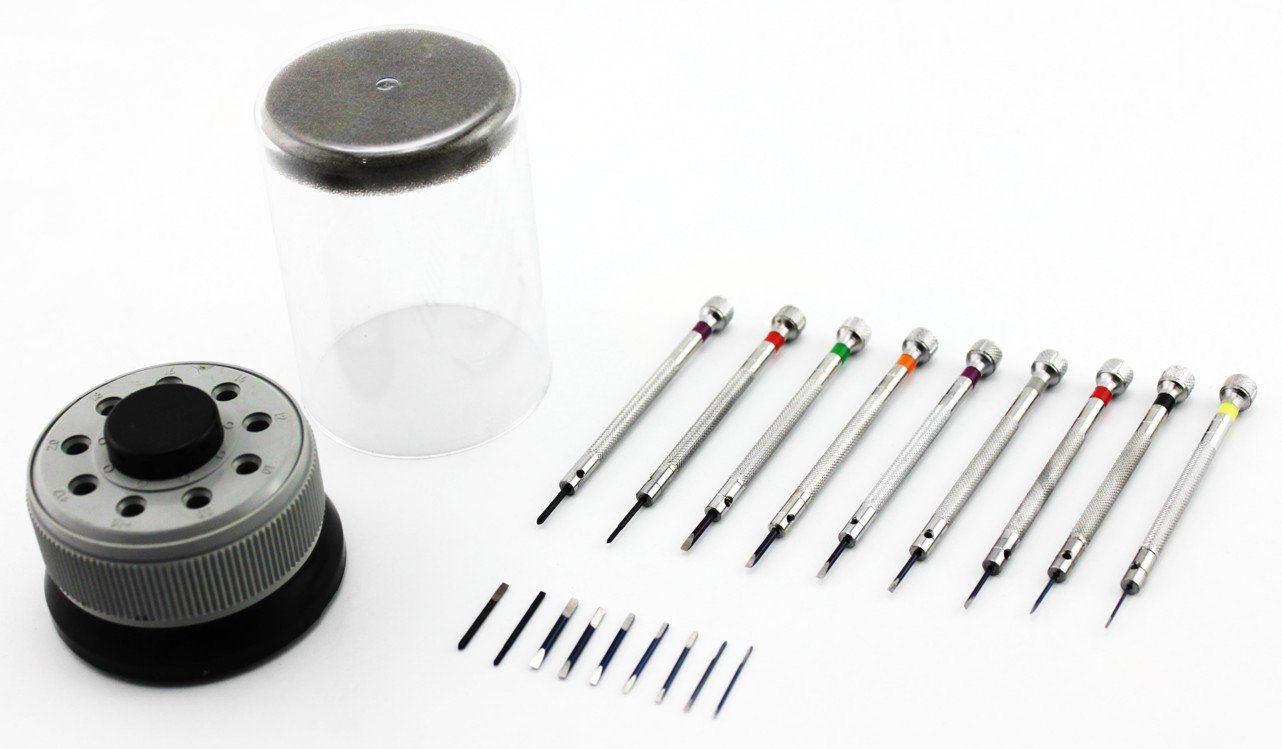 商品情報商品の説明【9本セット】 腕時計 用 マイナス プラス 精密 ドライバー & 多機能収納台 セット 腕時計の電池交換やメンテナンス等の際に必須アイテムの精密マイナスドライバーのセットです。 微細なネジの締めつけや緩め作業に最適です。...