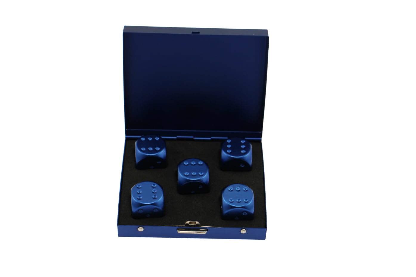 商品情報商品の説明主な仕様 丈夫なアルミ合金製で収納ケース付きのサイコロセットです。様々なボードゲームなどにご使用いただけます。サイコロサイズ：1.6cmx1.6cm x1.6cmbrセット内容：サイコロ5個＋ケース色：ブルー色：ブルー