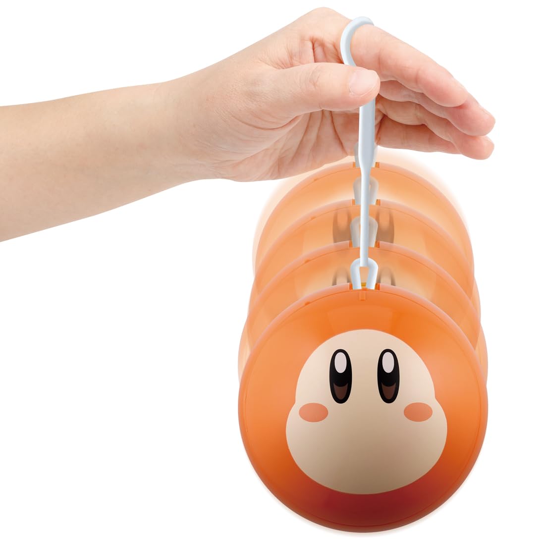 商品情報商品の説明商品紹介 遊びながらアイスが作れる不思議なヨーヨー! 本体に氷、塩、水を入れ、オレンジジュースなどアイスの材料になるものを入れます。 フタを締めて約3分、ヨーヨーをすると…材料が攪拌されるとともに本体内部は-7度(実測値)...