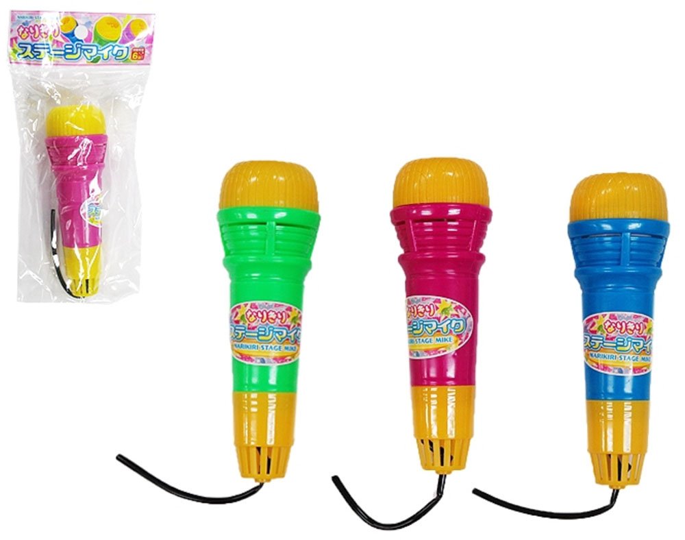 商品情報商品の説明マイクで歌手ごっこ。中に入ったスプリングで声が反響して、電池なしでエコーがかかったように聞こえる子供のおもちゃです。主な仕様 【商品数1個、おまかせカラーとなり、色の指定はできません。】【材質】本体:ポリスチレン　コード:...