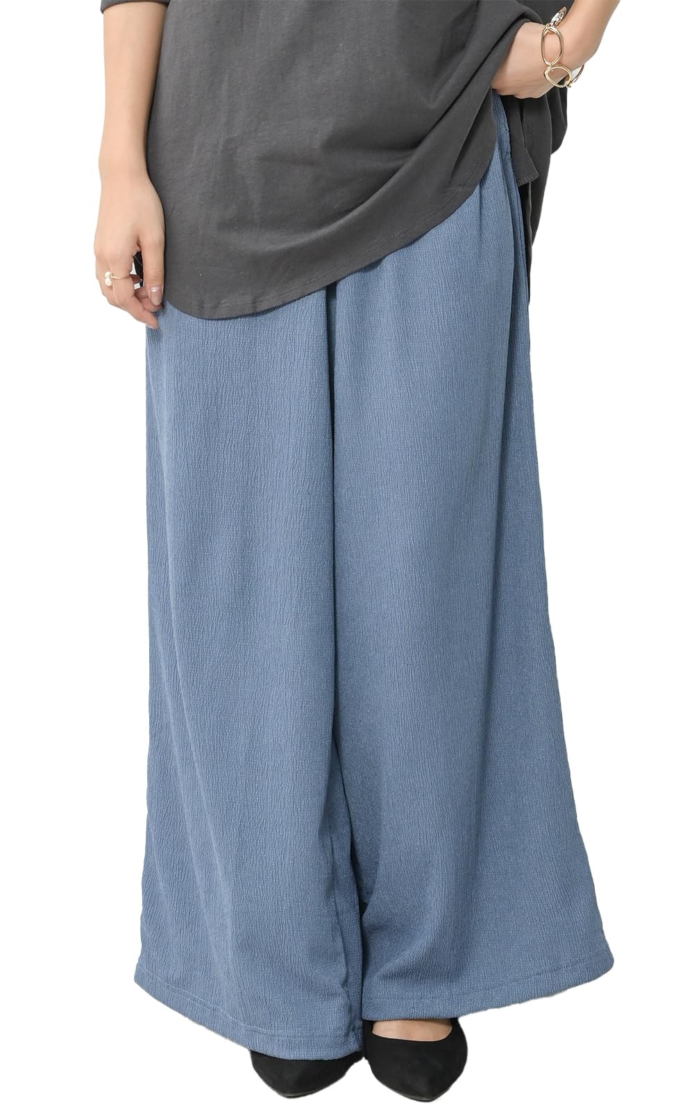 商品情報商品の説明主な仕様 薄手で軽くて涼しいストレッチワイドパンツ。ウエストは総ゴムでノンストレスな穿き心地。身体のラインを拾わず様々な体型できれいに穿けるゆったりボトムスです。フレアパンツ ロングパンツ ストレッチ素材 無地 春 夏 青...