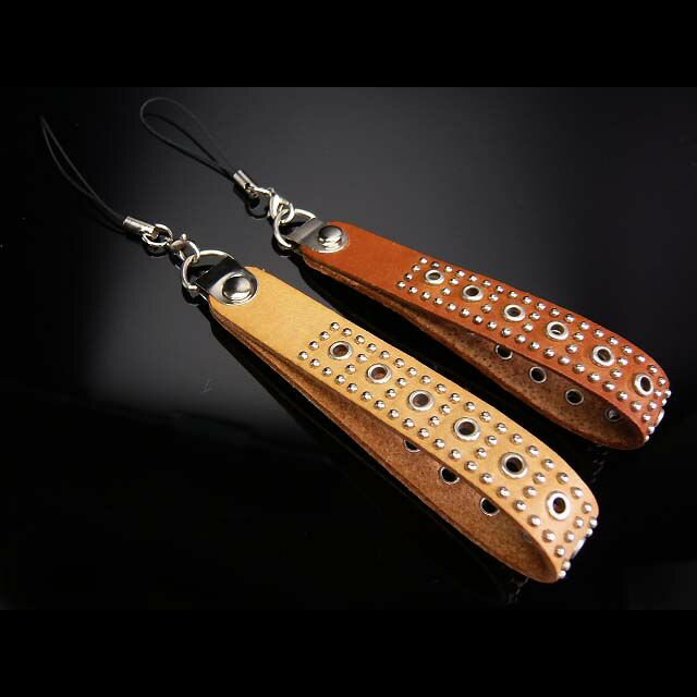 商品説明牛革のストラップです。サイズ・素材素材:牛皮　サイズ:15.5cm×1.5cm　色:ベージュ・ブラウン