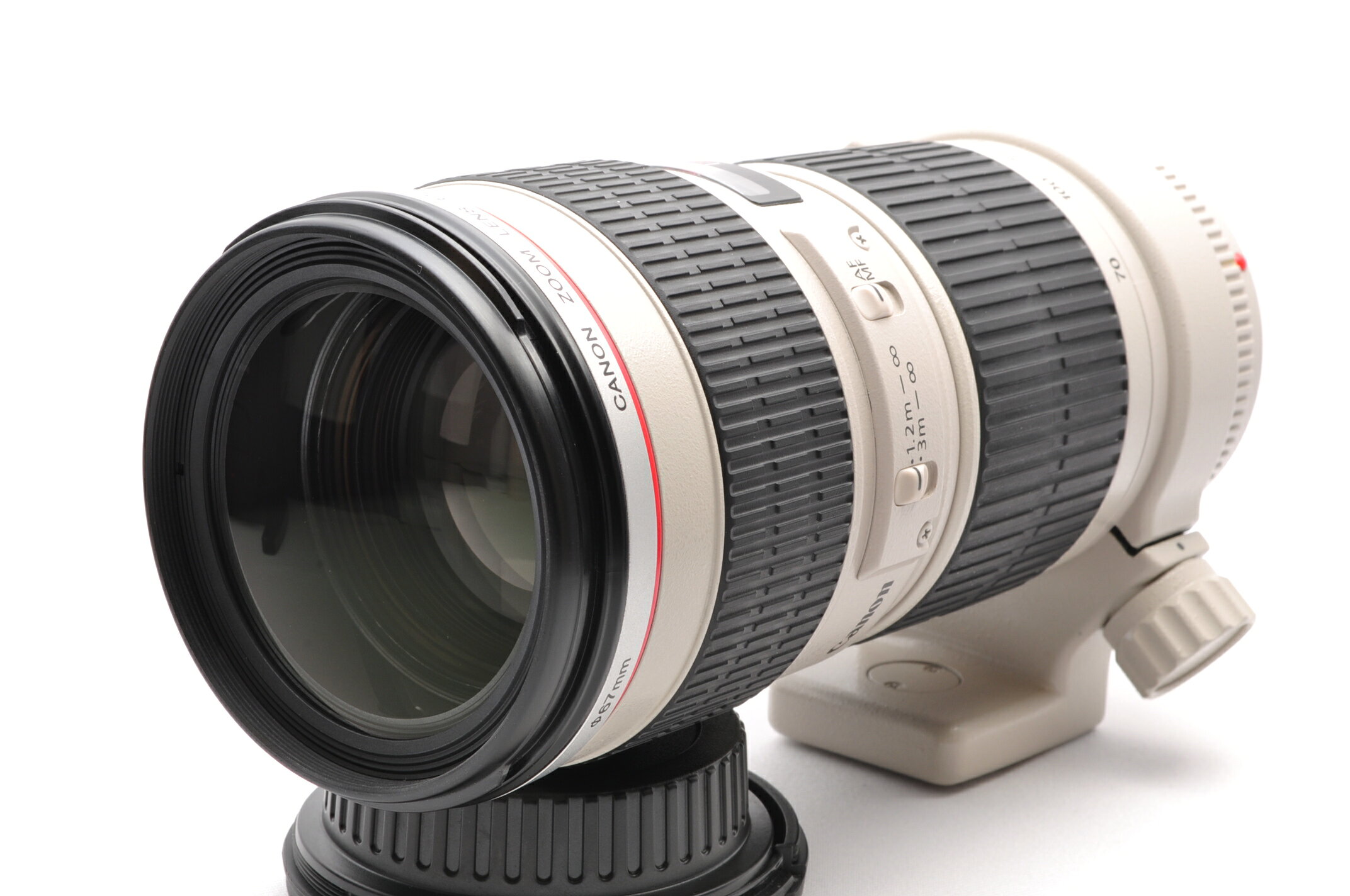 ご覧いただきありがとうございます！ 〜キヤノン Canon EF70-200mm F4L IS USM 〜 ◆コンディション◆ 外観スレキズ僅かで 綺麗なコンディションです。 レンズ内はチリ、ホコリの混入少なく、 スカッとクリアーです♪♪ ...