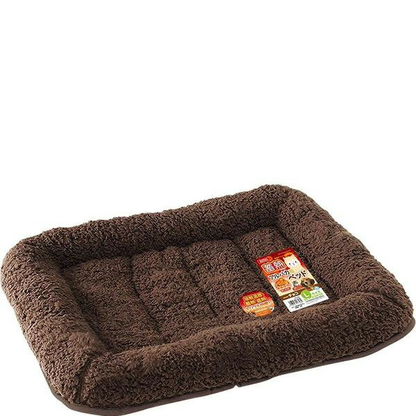 熱源は「ペットの体温」のみ！接触温感・蓄熱・遮熱のトリプル効果のあったかベッドです。手洗いOK 【 材質・成分・素材など 】 ポリエステル・アルミ蒸着不織布・蓄熱糸 【 サイズ 】 約W65×D50×H6cm 【 メーカー名 】 マルカン ...