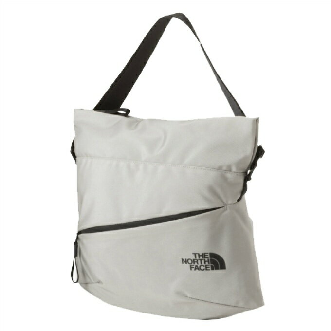 落ち着いたスタイルを演出するマットな質感のショルダー（容量8L）です。 素材には、高い強度と軽さを両立した840デニールのジュニアバリスティックナイロンを採用しています。本体内部に、ファスナー付きポケットとメッシュスリットポケットを装備。フ...