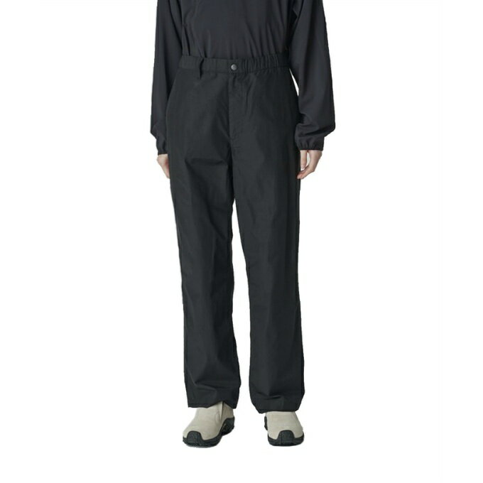 ラクに穿けて使いやすい。高い着回し力を発揮する、春夏キャンプ必携ロングパンツが登場。 利便性・機能性・手の届きやすい価格帯の三拍子がそろった｢Light Mountain Cloth｣。昼夜で寒暖差のある春先～初夏にかけて活躍する、シンプル...