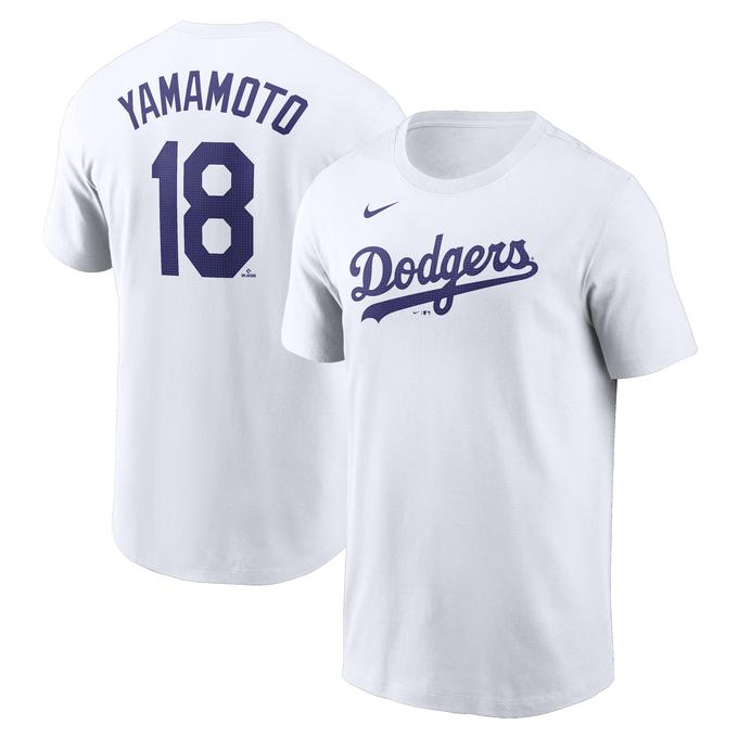 山本由伸選手のネーム＆ナンバーが入ったコットン100%Tシャツ。 MLB公式ライセンス商品。 ■カラー：WHITE ( ホワイト ) ■サイズ： M(US-S)、 L(US-M)、 XL(US-L) ※こちらのアイテムは、US規格商品です。...