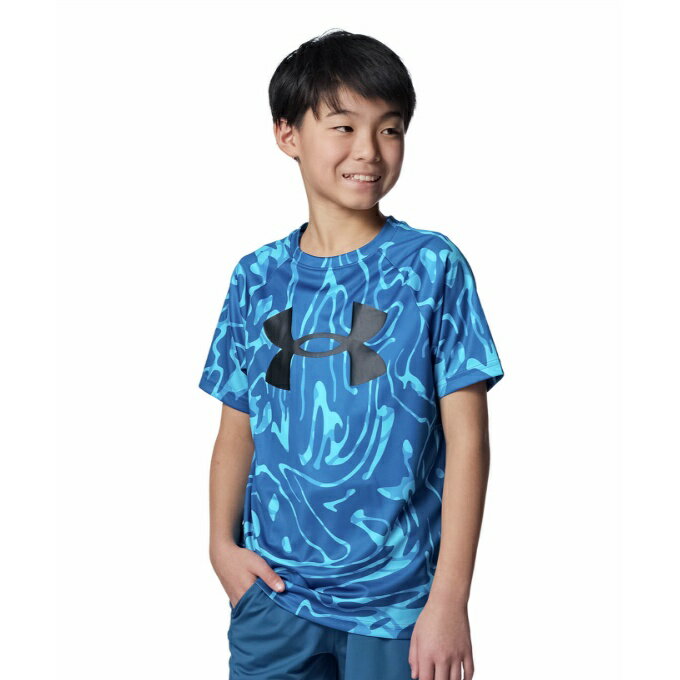 ■カラー：499(Wham Blue / Blue Haze / Black) ■サイズ：130、140、150、160 ■着用感：Loose ■素材：ポリエステル100% ■生産国：マレーシア ■お手入れ方法：洗濯機洗い可能 ■特長： 吸...