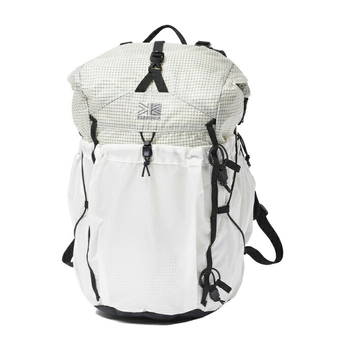 シンプルなショルダーハーネスとモノの出し入れに便利な大容量ポケットを備えた、山でも街でもシームレスに使えるロールトップタイプ25Lリュックサック。 ■カラー：F White( Feather White ) ■サイズ：H53×W28×D21...