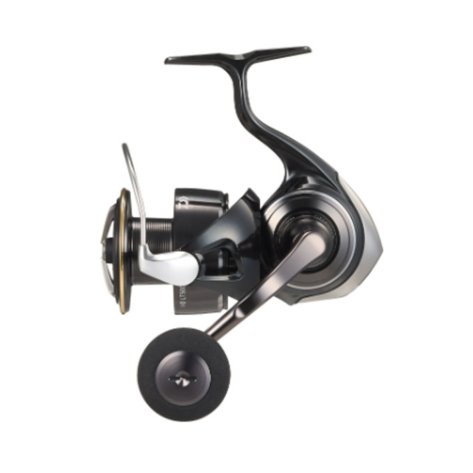 フルアルミだから、実現できる釣りがある。* 歴代CERTATEが守りつづけてきたフィロソフィー。 それは、使い手を選ばない快適な操作性と、不安を感じさせない確かな剛性。 その基本性能はそのままに、アルミ製ローターを採用したCERTATE H...