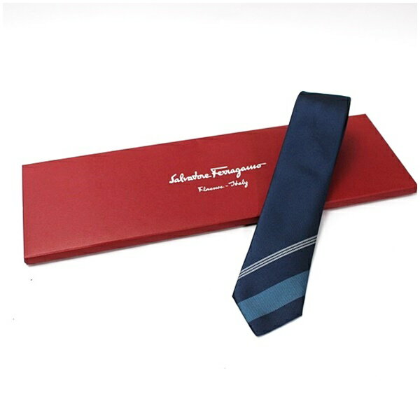 商品の詳細 商品名 サルバトーレフェラガモ 未使用 シルク ネクタイ 中古 Sランク Salvatore Ferragamo シリアル タグあり サイズ 大剣の幅6センチ カラー ネイビー×ブルー 素材 シルク100％ 商品ランク Sランク...
